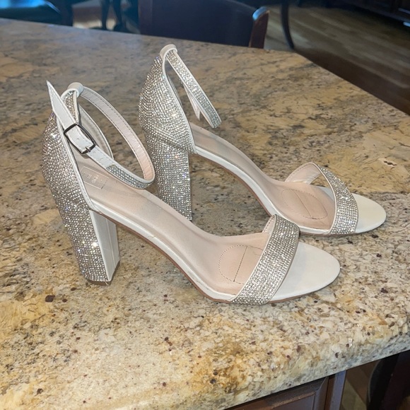 David's Bridal | Shoes | Davids Bridal Rhinestone Block Heel | Poshmark